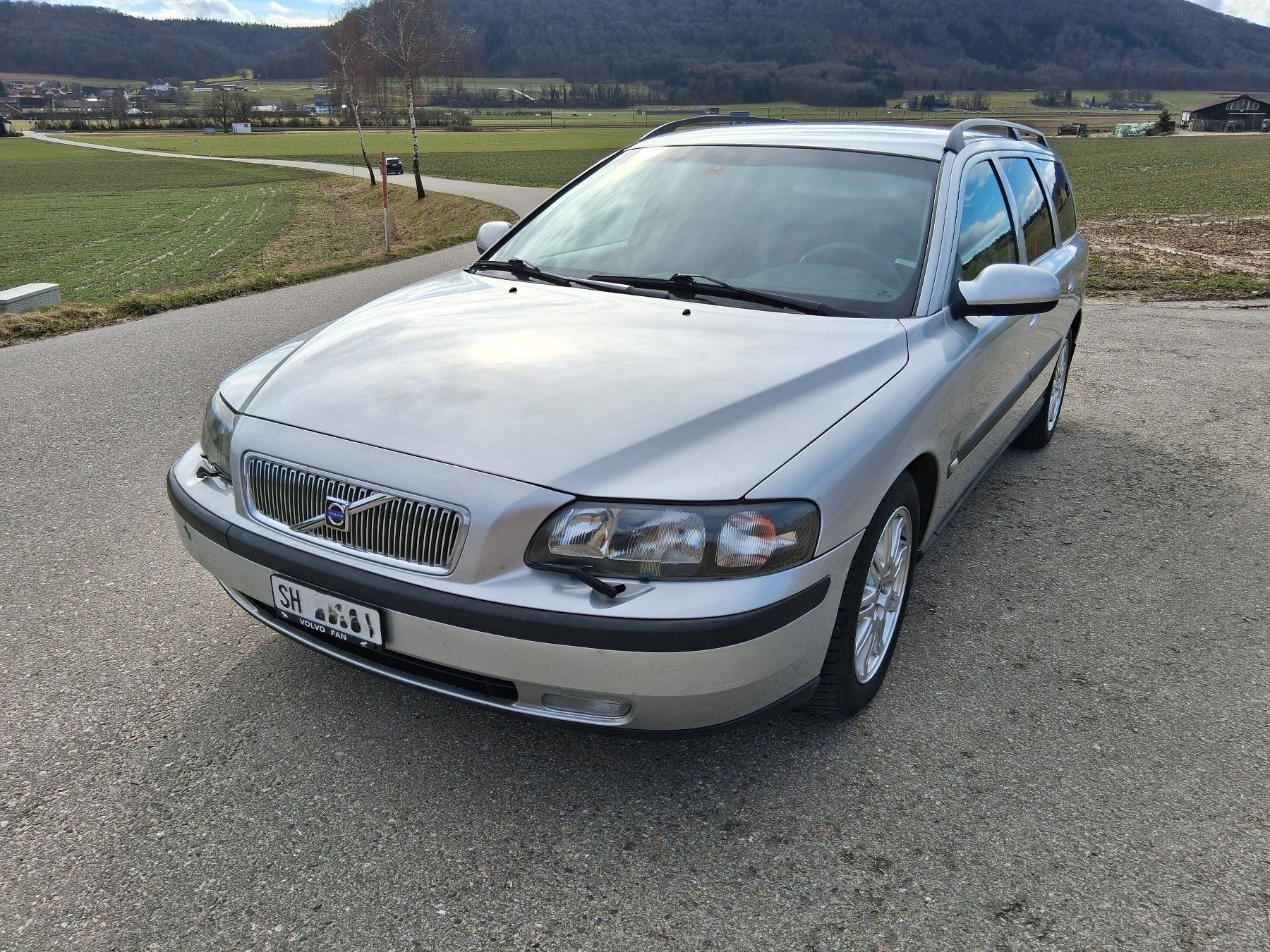 VOLVO V70 II D5, 5-Gang, AHK, Silber met., Jg.2002 (Gebraucht) in ...