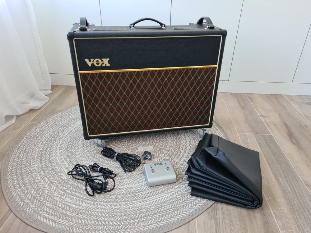 Vox AC30CC2 Custom Classic 2-Channel 30-Watt 2x12" Combo Amp (Gebraucht ...