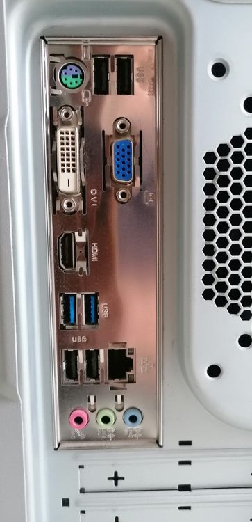 Windows 11 - PC, MAXDATA (Gebraucht) in Toffen für CHF 65 – nur ...