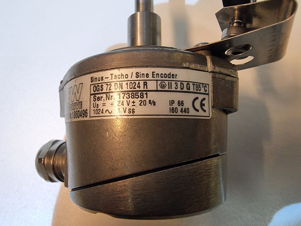 SEW EURODRIVE OGS72 DN 1024 R Sinus Tacho 1860496 Typ:ES1 (Gebraucht ...