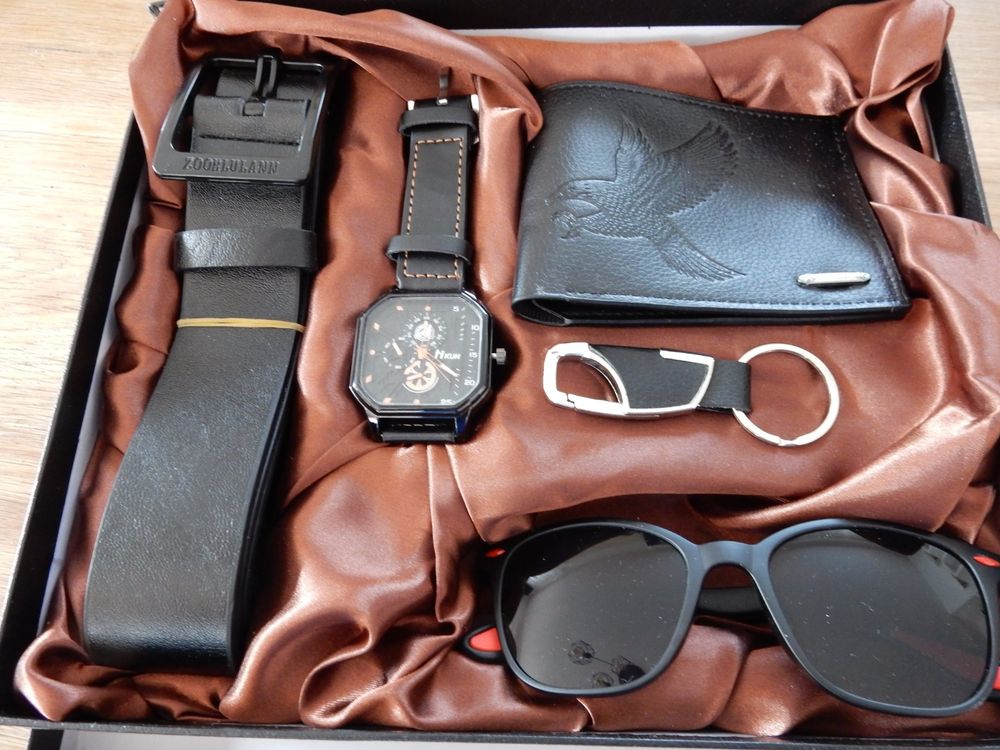 Herren Set Uhr usw (Neu und originalverpackt) in Balsthal für CHF 60 ...