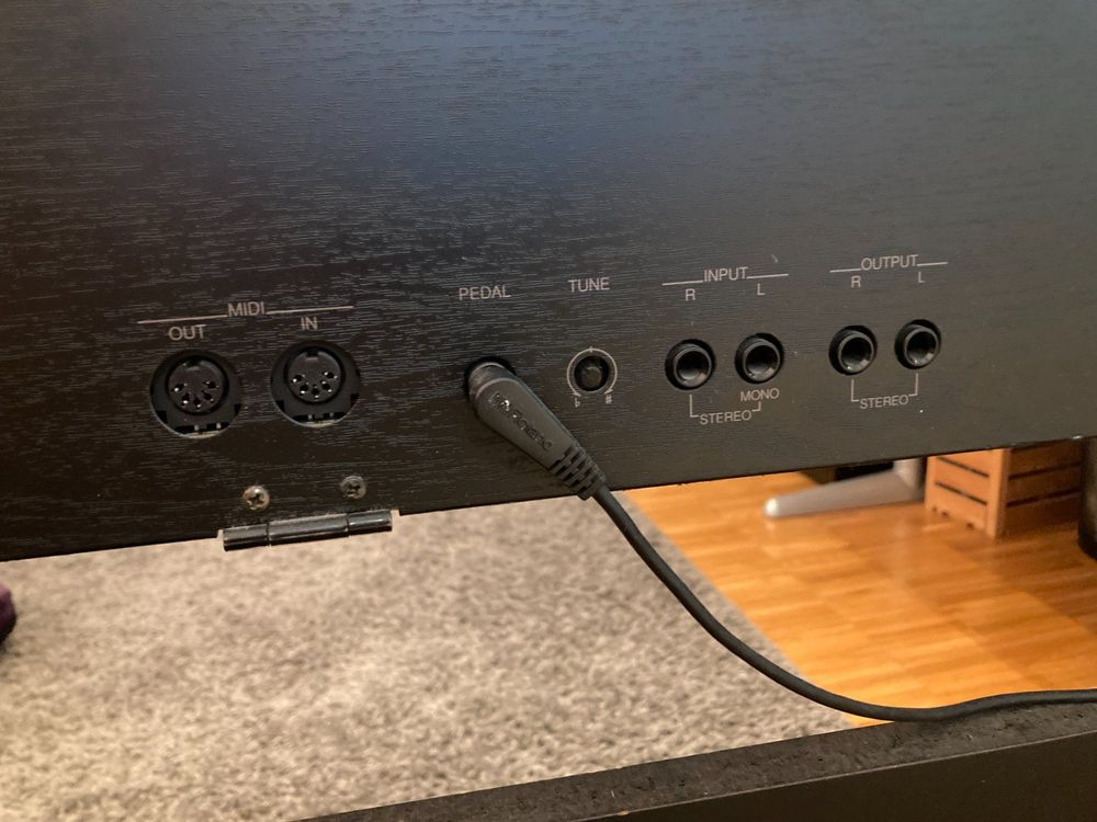 Roland Digital Piano HP 1500 (Gebraucht) in Zürich für CHF 386 – nur ...