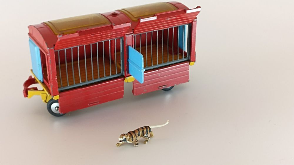 Corgi Major Toys Chipperfield Circus Animal Cage (Gebraucht) in ...