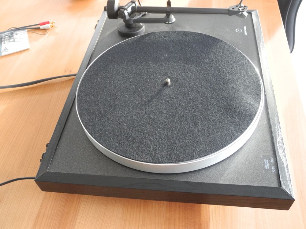 PLATTENSPIELER LINN BASIC MIT AKITO ARM UND K9 TONABNEHMER (Gebraucht ...