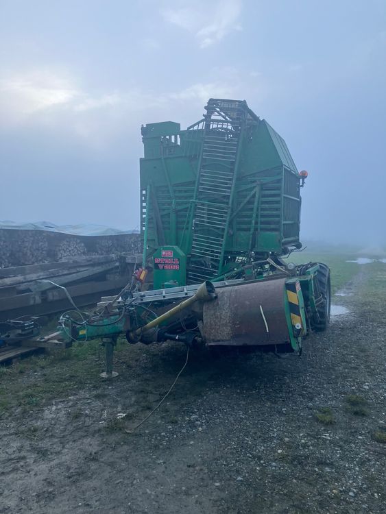 Stoll Rübenroder, Zuckerrübenroder, kein Holmer, (Gebraucht) in ...