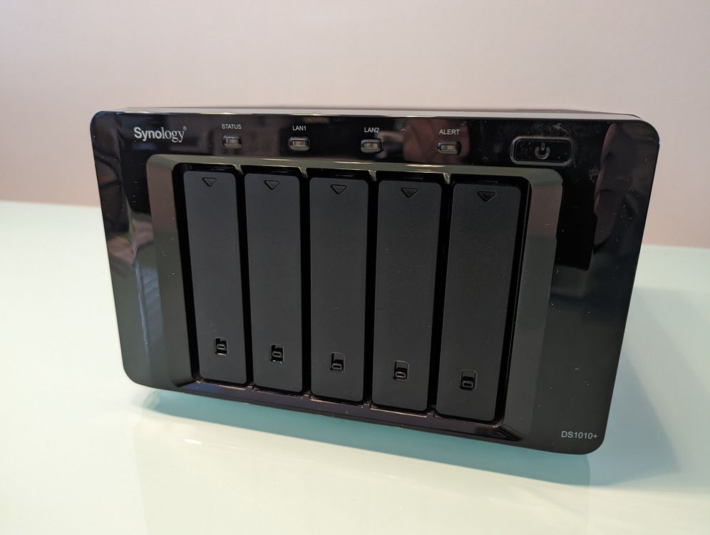 Synology DS1010+, 5-Bay NAS | Kaufen auf Ricardo
