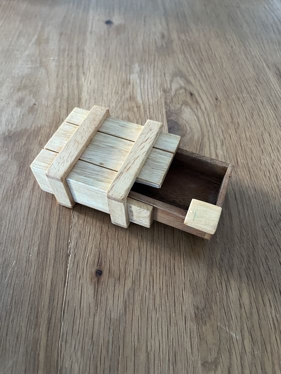 Holzbox zum Knobeln (Gebraucht) in Aarwangen für CHF 1 – mit Lieferung ...