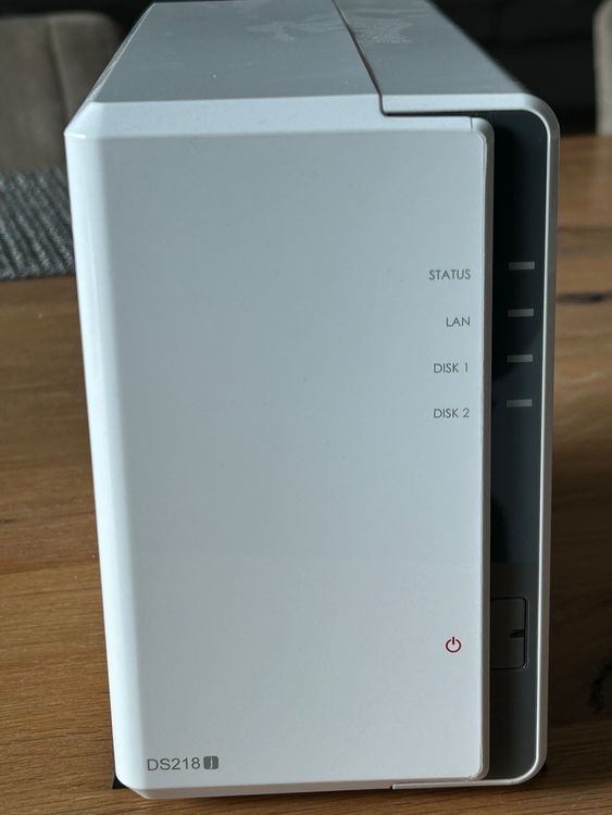 NAS Synology DS218J (Gebraucht) in Zeiningen für CHF 170 – mit Lieferung auf Ricardo kaufen
