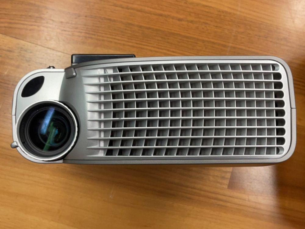 DELL Beamer (Gebraucht) in Zürich für CHF 29 – mit Lieferung auf ...