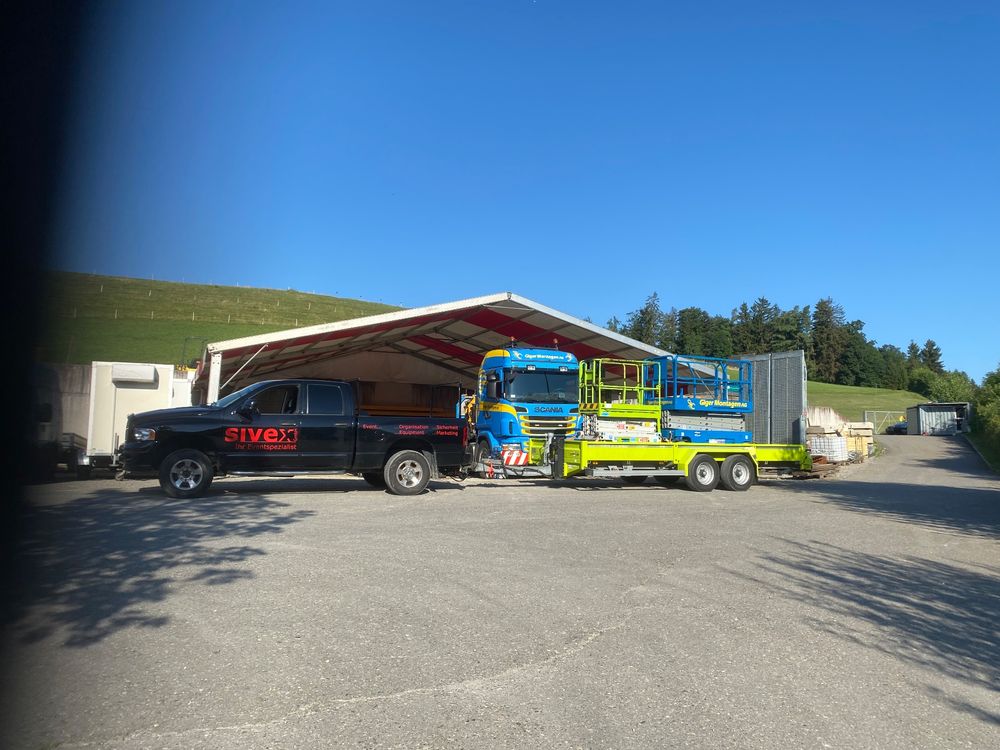 Humbauer LKW Anhänger in super Zustand mit Rampen | Kaufen auf Ricardo