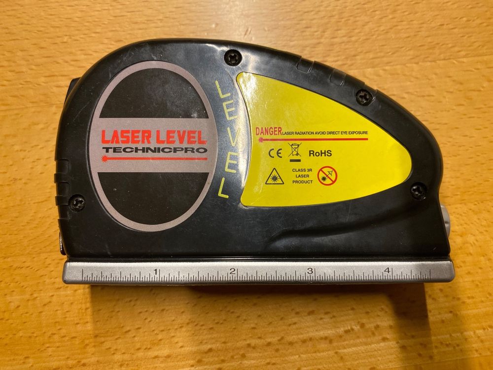 Rollmeter mit Laser Funktion (Gebraucht) in Mülligen für CHF 5 – mit ...
