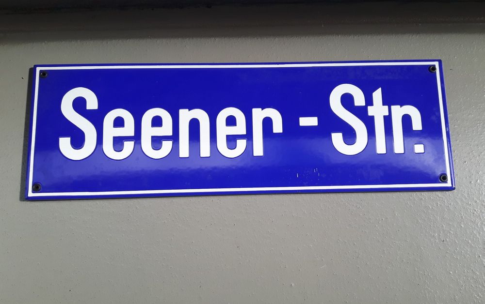 Email-Strassenschild: Seener-Str. (Gebraucht) in Zürich für CHF 39 ...