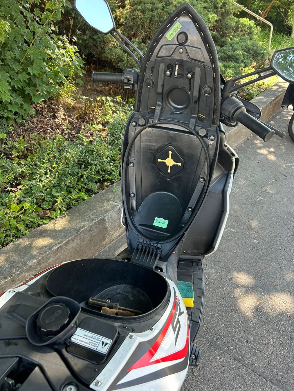 Aprilia SR 50 Roller (Gebraucht) in Zürich für CHF 950 – nur Abholung ...