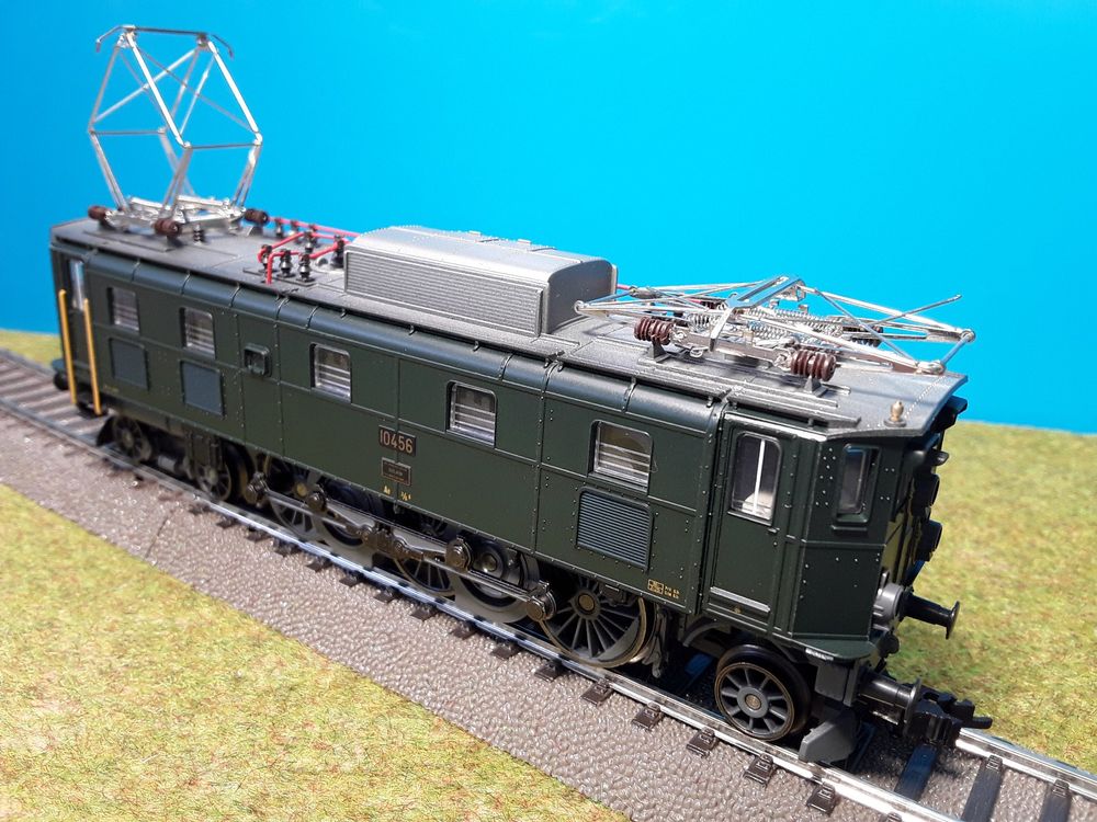 Trix 22344 _ 2 x Lokomotive Ae 3/6 SBB _ DC digital Spur H0 (Gebraucht ...