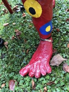 Original Thonet Sessel verwandelt in Teufel aus Papiermachée (Gebraucht ...