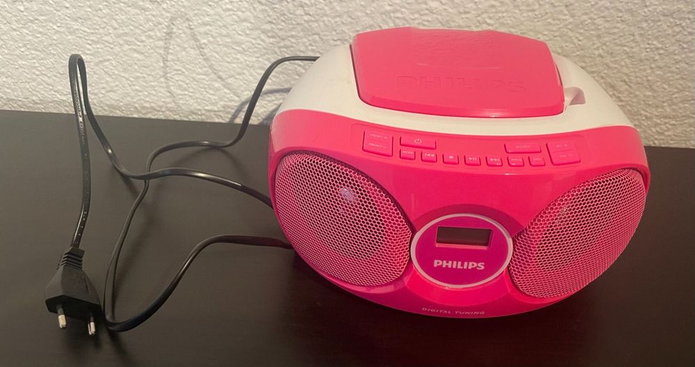 CD-Player in Pink (Gebraucht) in Hottwil für CHF 2 – nur Abholung auf ...