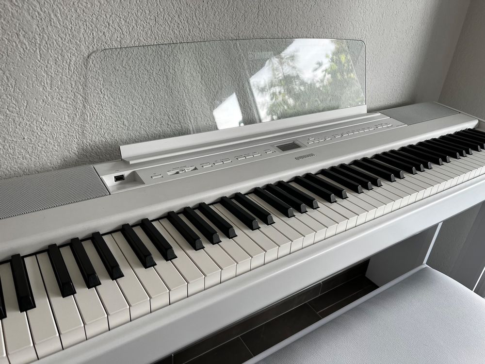 Yamaha P515 Digitalpiano weiss (Gebraucht) in Hosenruck für CHF 1000 ...