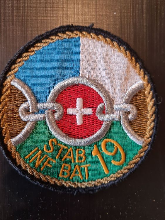 Infanterie Inf Bat 19 Stab Gold (Gebraucht) in Nyon für CHF 9 – mit ...