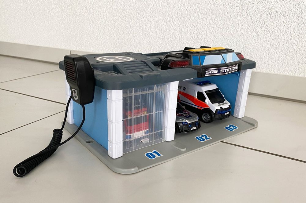 Super Wheelz SOS Station mit 3 Fahrzeugen Set | Kaufen auf Ricardo