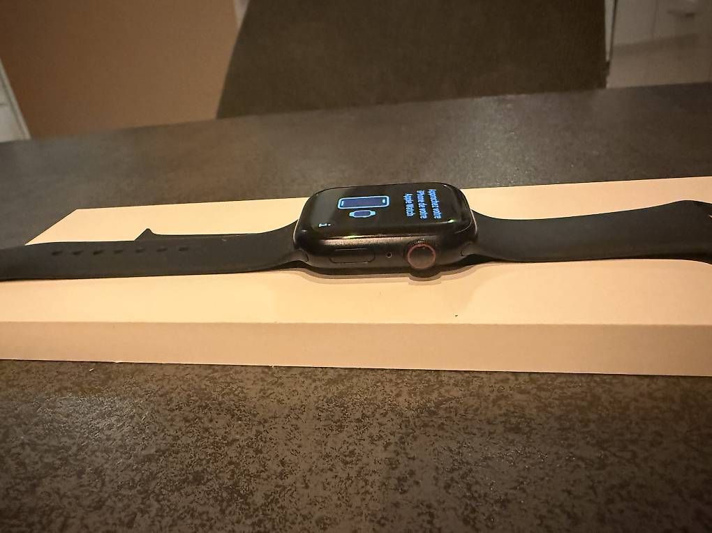 Apple Watch Series 9 45mm Black mit Cellular (Gebraucht) in Scherzingen ...