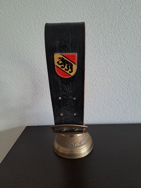 glocke mit schweizer und berner wappe (Gebraucht) in Heimberg für CHF ...