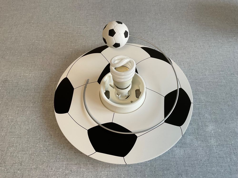 Lampe Deckenleuchte Deckenlampe Fussball Philips (Gebraucht) in ...