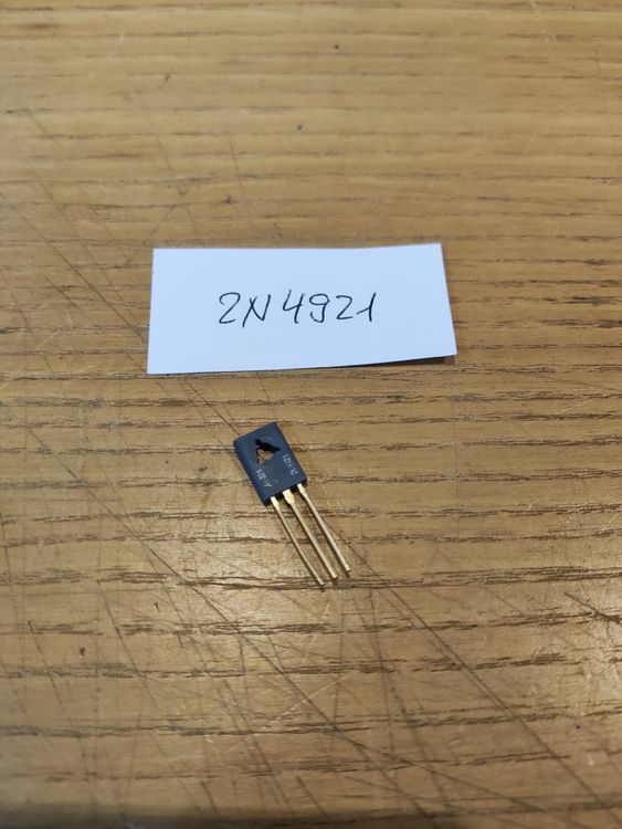 Transistor 2N4921 (Gebraucht) in Lindau für CHF 1 – mit Lieferung auf ...