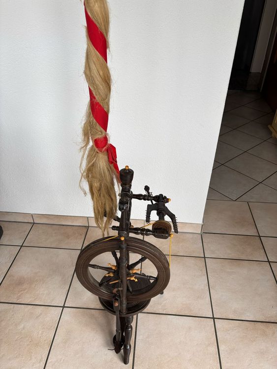 Antikes Spinnrad, Holz, Handarbeit, Vintage, Deko (Gebraucht) in Stetten AG für CHF 35 – nur ...