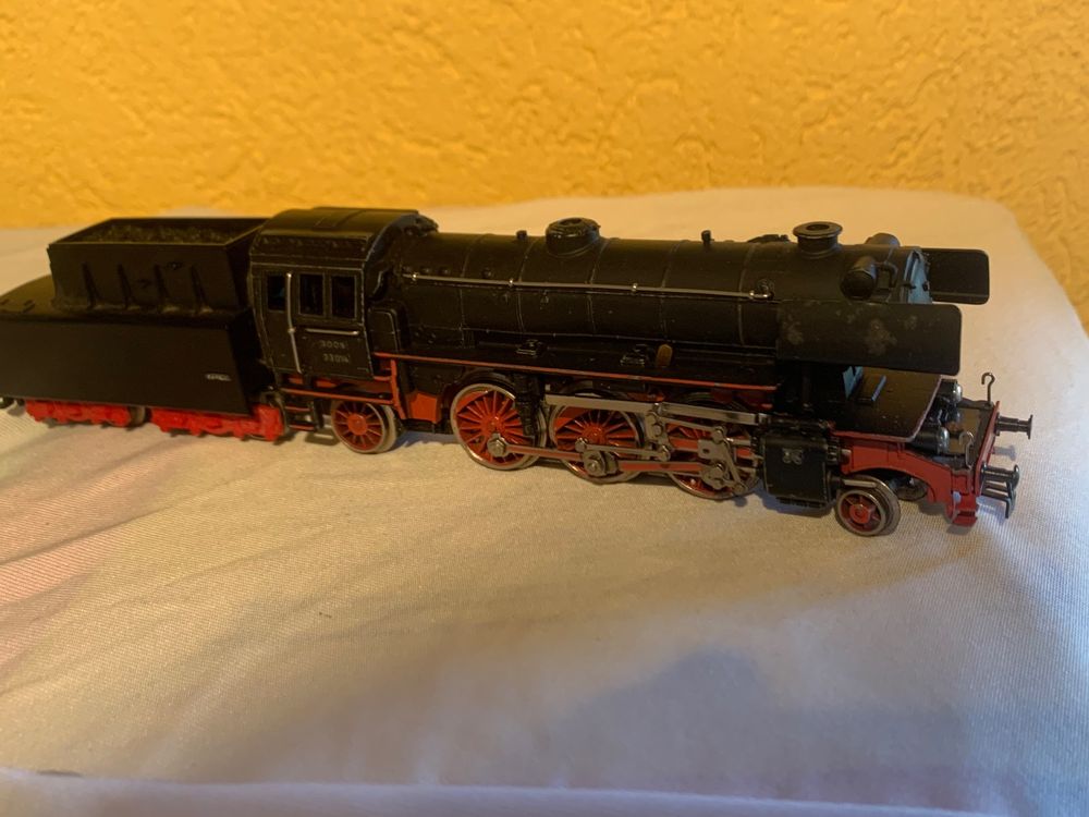 Marklin, locomotive avec tender 23014 (Gebraucht) in frasses für CHF 40 – mit Lieferung auf ...