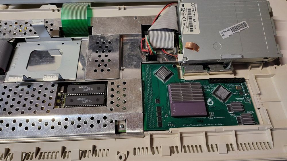 Amiga 1200 + TF1260! | Kaufen auf Ricardo