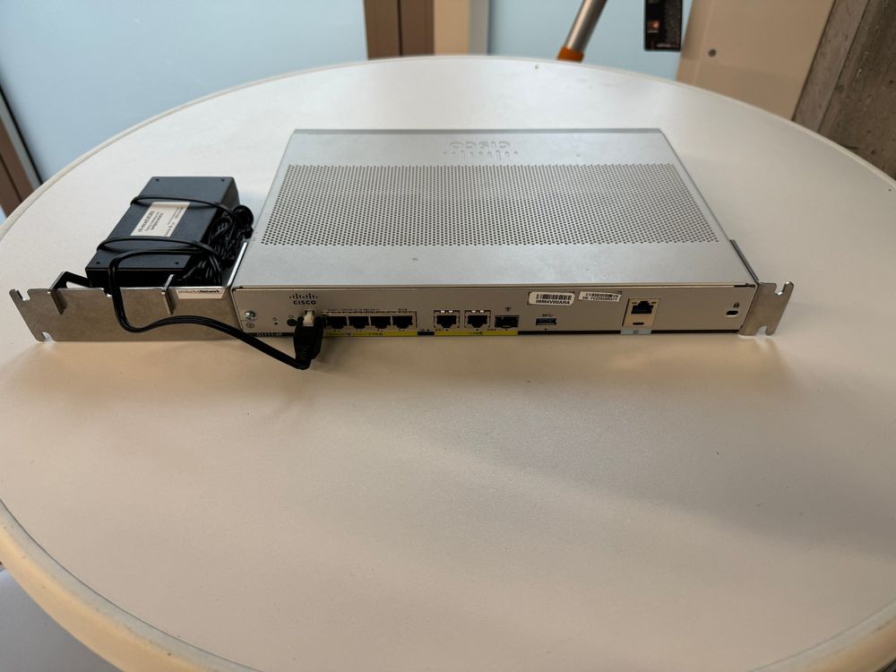 Cisco - C1111-4P - ISR 1100 4 Ports Dual GE WAN Router | Kaufen auf Ricardo