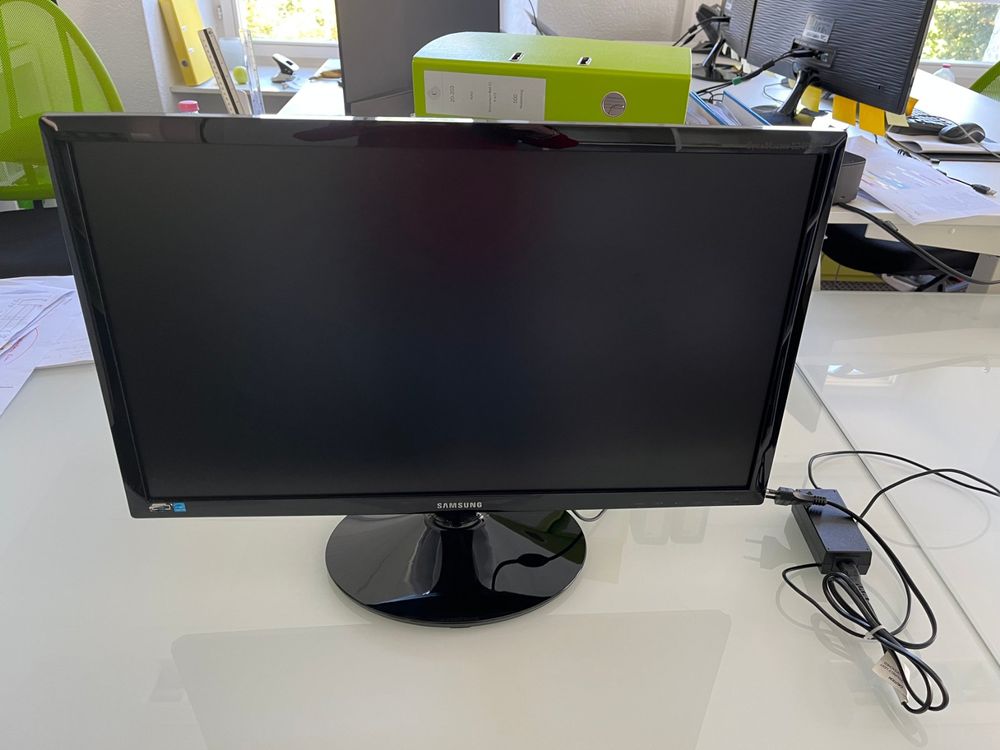 Bildschirm Samsung SyncMaster S24B300 (Gebraucht) in Aarau für CHF 25 ...