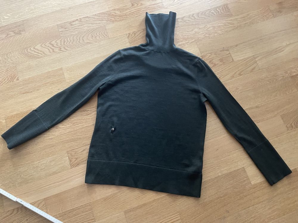 Rollkragenpullover 100 % Lanawolle von COS (Gebraucht) in Rüschlikon ...