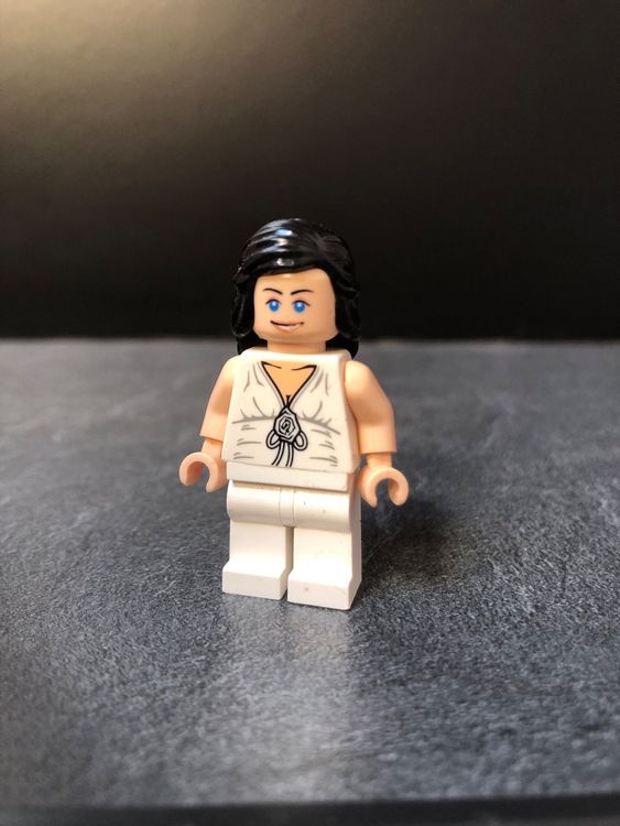 Lego figurine Indiana Jones Marion Ravenwood (Gebraucht) in Fully für ...