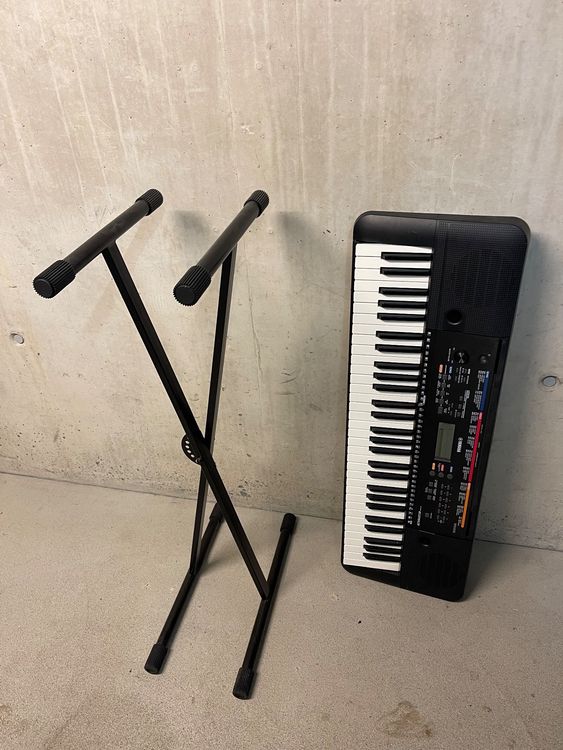 Piano Yamaha E263 (Gebraucht) in Zürich für CHF 120 – nur Abholung auf ...