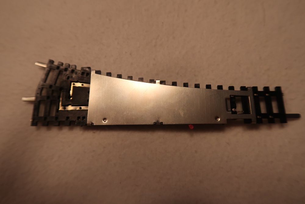 TRIX Weiche Links Sp.N polarisiert R4 15° 14936 (Gebraucht) in neuenhof ...