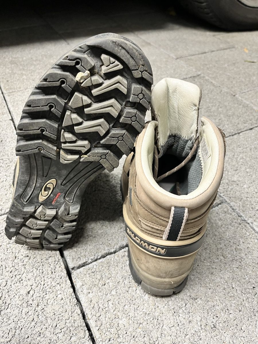Salamon Wanderschuhe (Gebraucht) in Balzers für CHF 30 – mit Lieferung auf Ricardo kaufen