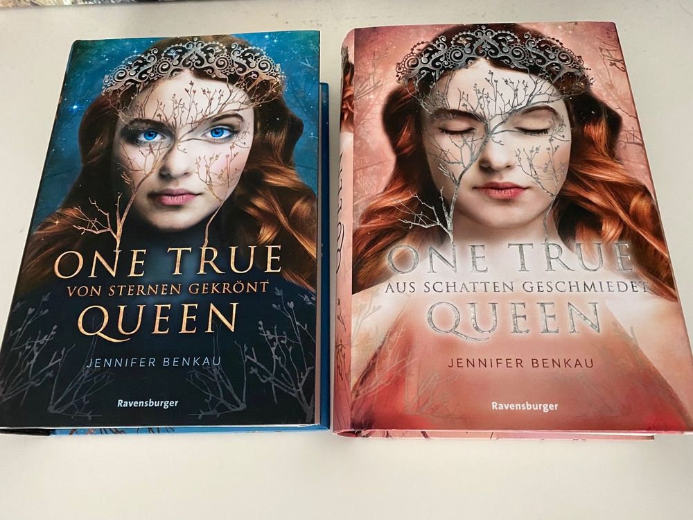 One True Queen Buch 1 und 2 (Neu (gemäss Beschreibung)) in Fällanden ...