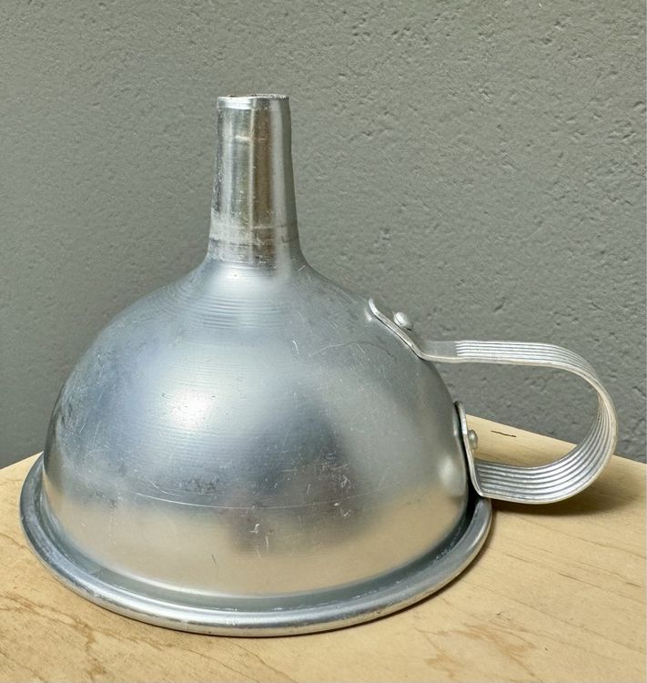 Alter TRICHTER Gr. 10 Alu Aluminium vintage (Gebraucht) in Rothrist für ...