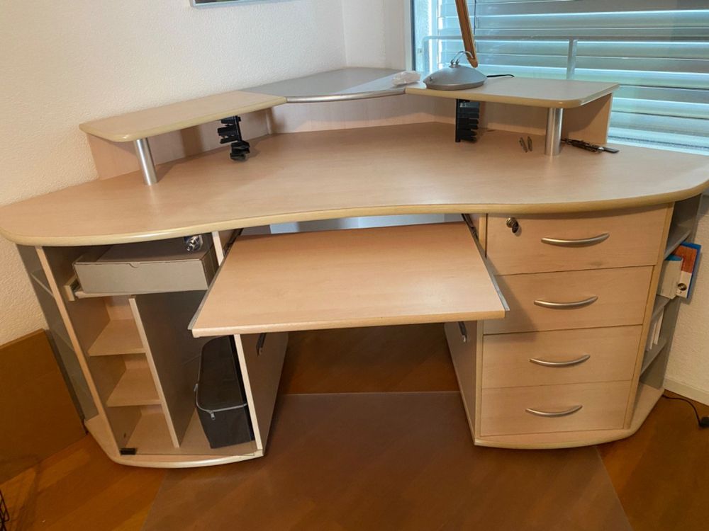 Pult / komfortabler Arbeitsplatz (Gebraucht) in Meikirch für CHF 45 ...