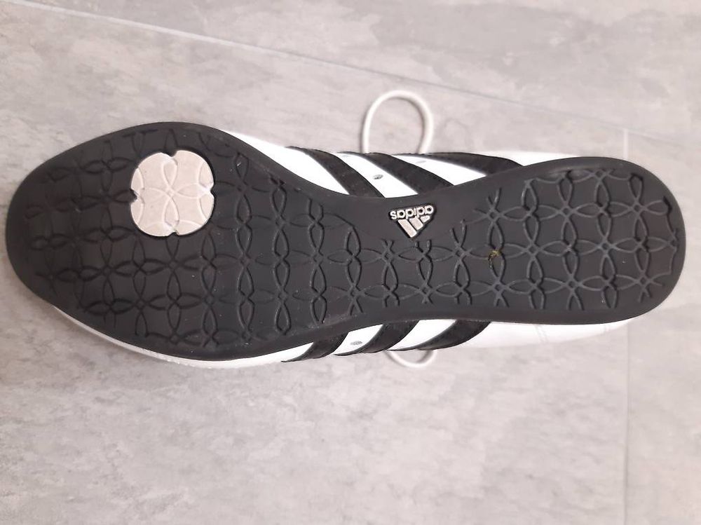 Sneaker Adidas Gr. 37 (Gebraucht) in Gerolfingen für CHF 15 – nur ...