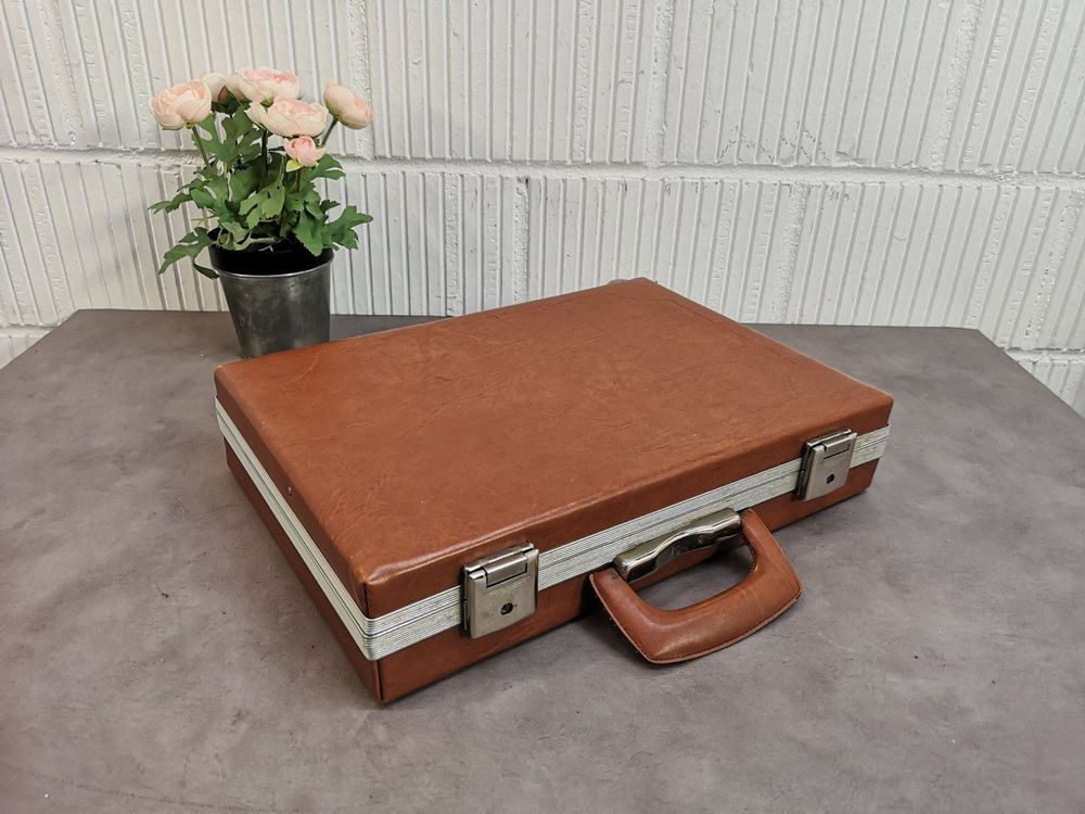 Vintage Hand Aktenkoffer mit 2 Schlüssel Akten Koffer (Gebraucht) in ...