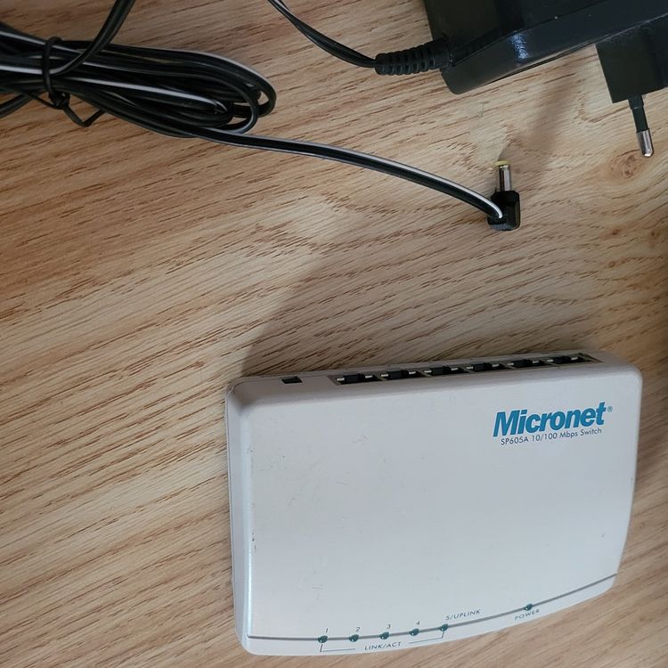 Micronet 10/100 mbps Lan Switch Model No.: SP605A (Gebraucht) in Basel ...