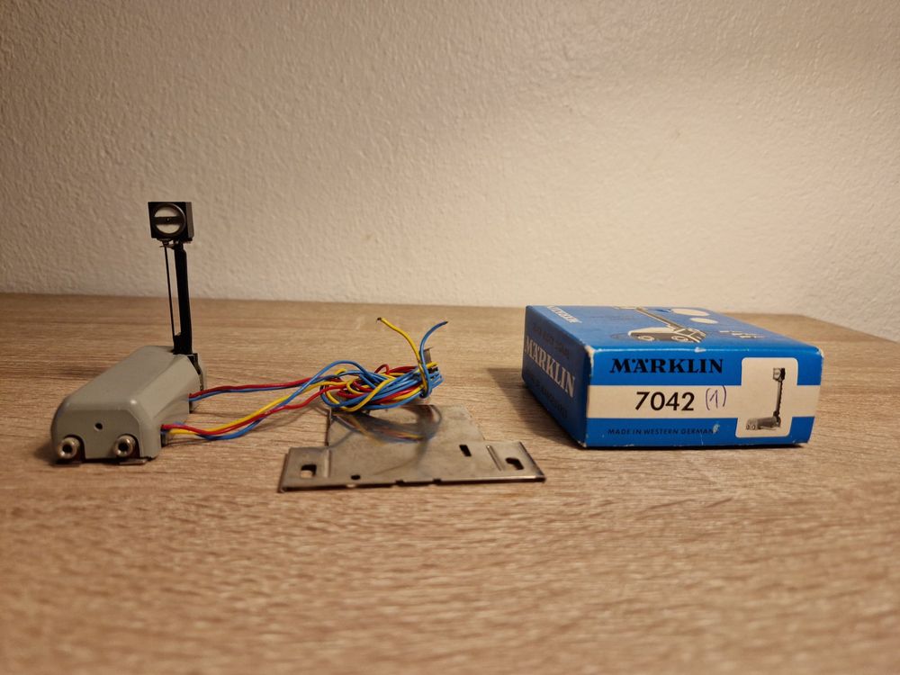 Märklin 7042 Gleissperrsignal H0 (1) | Kaufen auf Ricardo