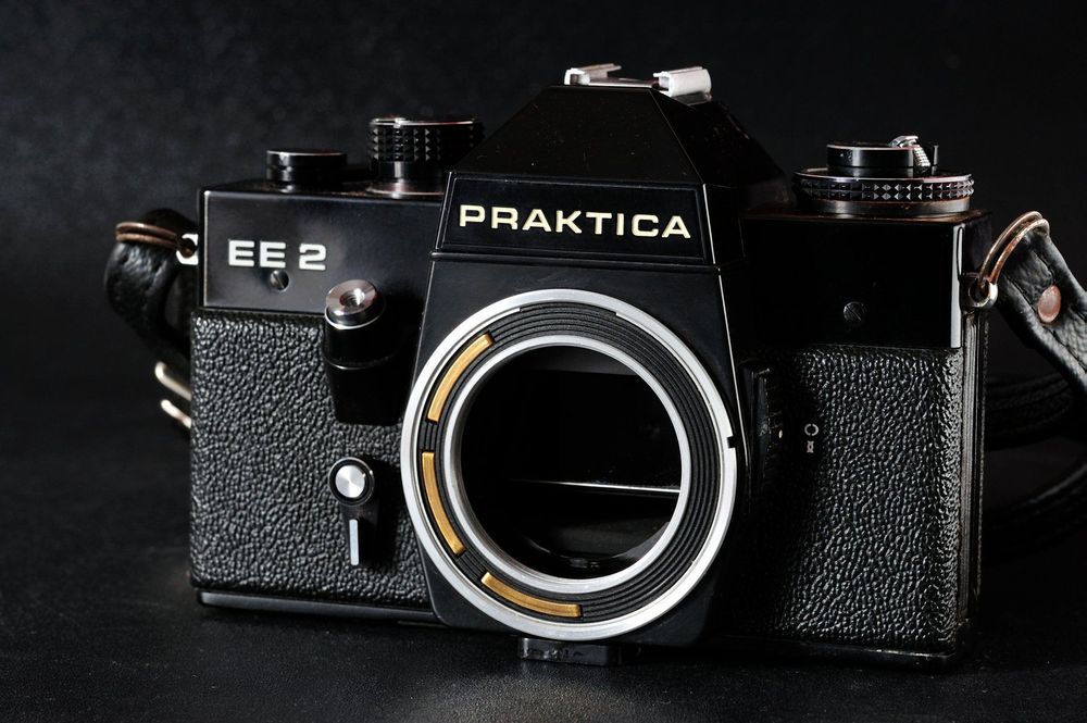 Praktica EE2 (Gebraucht) in Fleurier für CHF 60 – mit Lieferung auf Ricardo kaufen