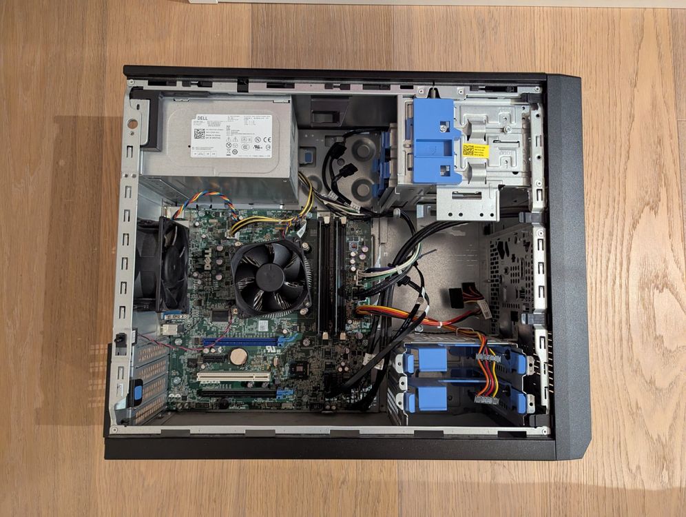 Dell PowerEdge T20 (Defekt) in Cham für CHF 2 – nur Abholung auf ...