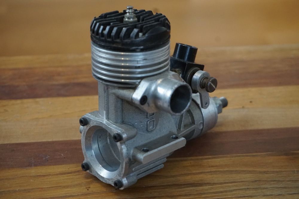 Alter CMB 60 Flugmotor 10 ccm RAR !!!!!!!!!!!! (Gebraucht) in Reiden für CHF 42 – mit Lieferung ...