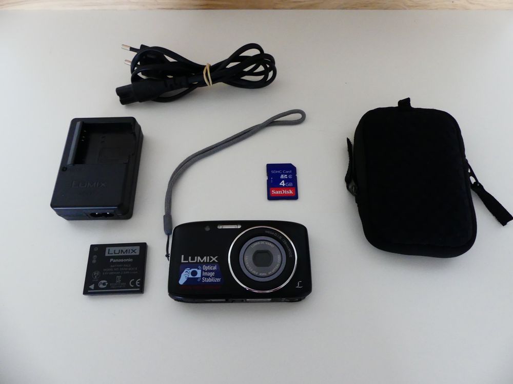 Panasonic Lumix DMC-S2 14MP Digitalkamera Leica Linse (Gebraucht) in ...