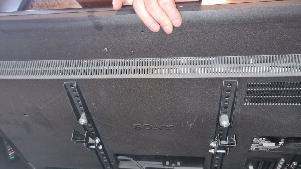 LCD TV Sony Bravia KDL-40EX600 mit Wandhalterung (D'occasion) à ...