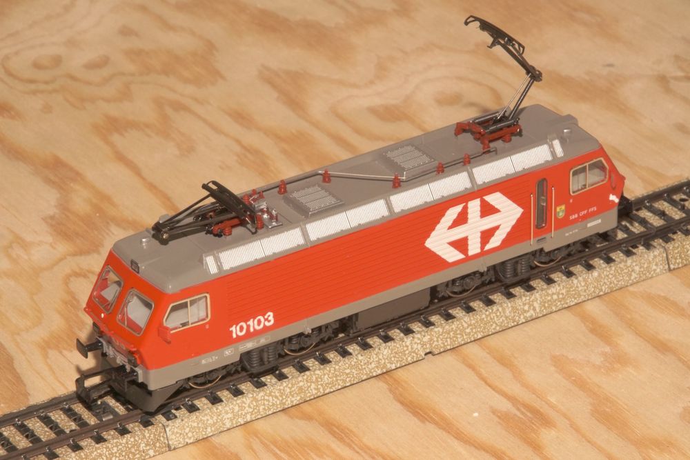 Märklin 3328 Elektrische Lokomotive Re 4/4 | Kaufen auf Ricardo